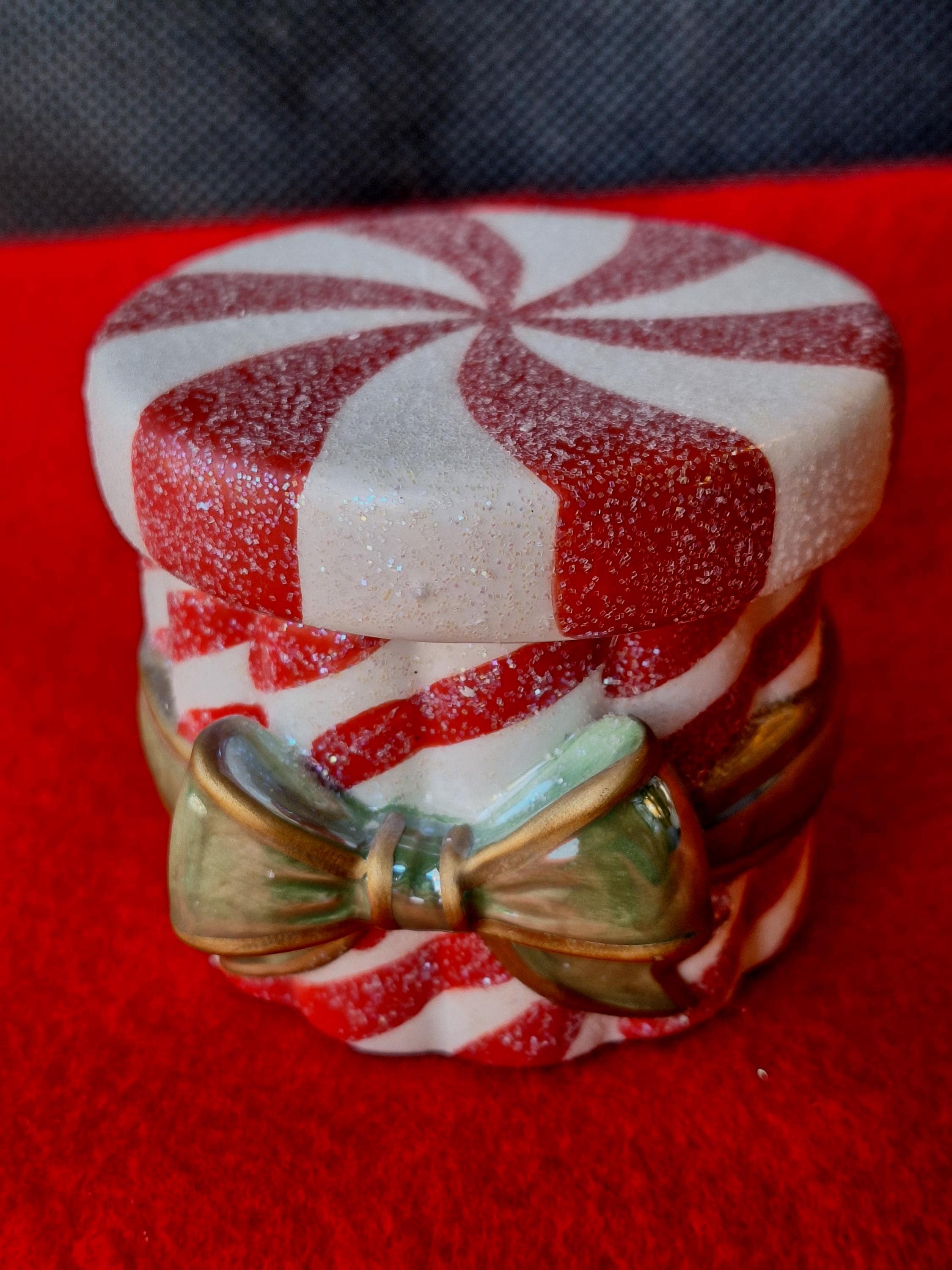 Vintage Peppermint Scented Holiday Candle: Red, White & Gold, 2004 - Etsy