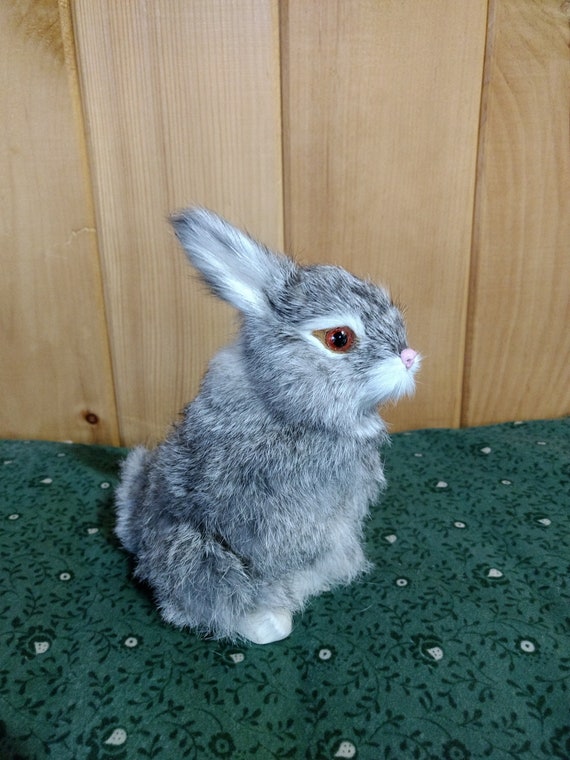 Max 60% OFF Realistic White Furry Rabbits Fur Lifelike Animal Easter ...