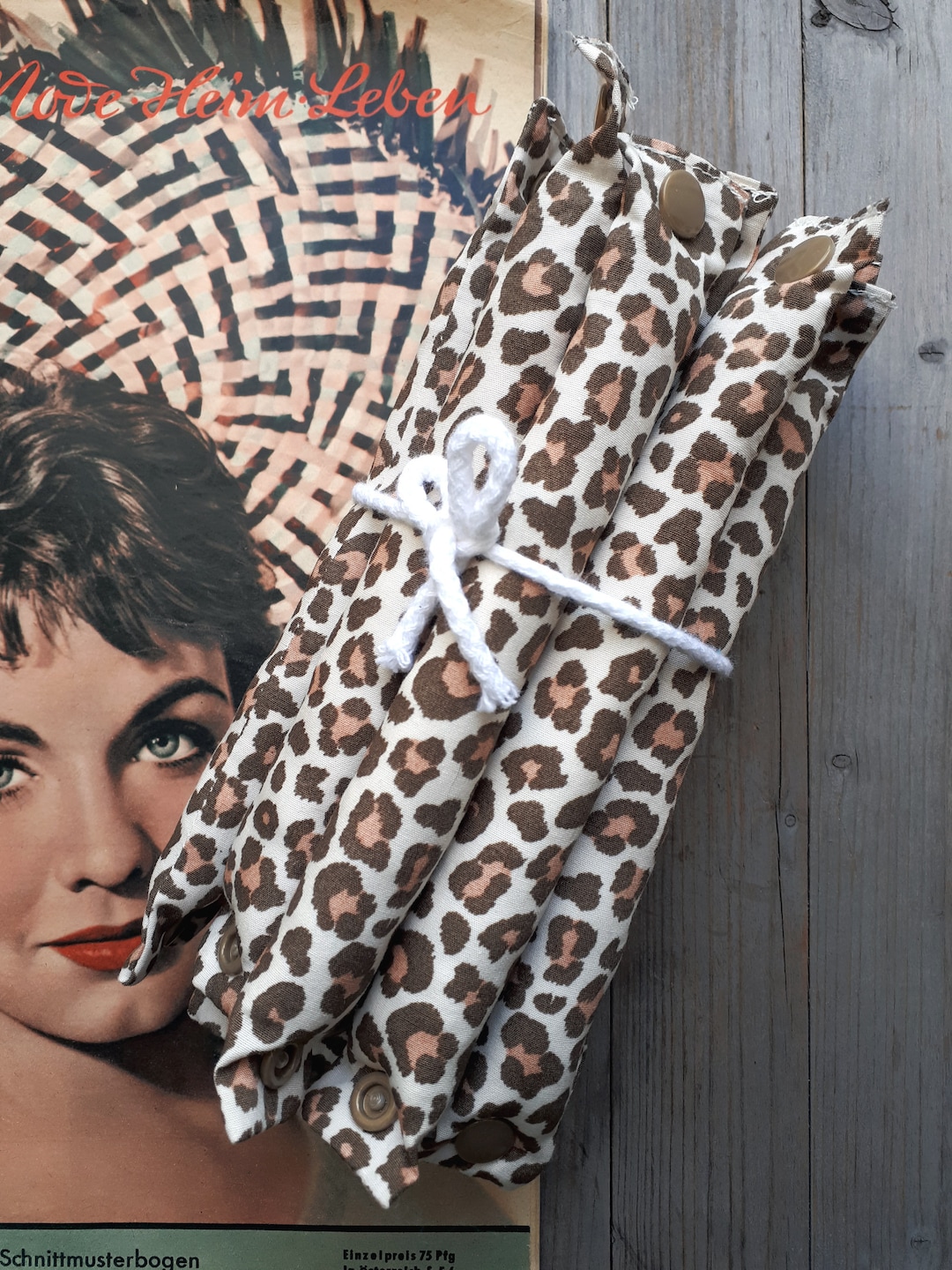 Set of 12 Sleep Rollers With Snap Fastener Leopard Pattern Black Pink ...