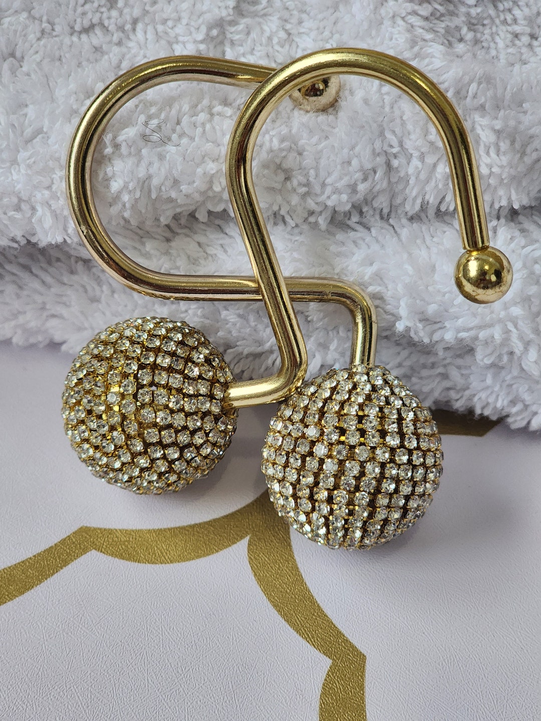 Set of 12 Crystal Ball Shower Hooks, Mesmerizing Crystals Shower ...