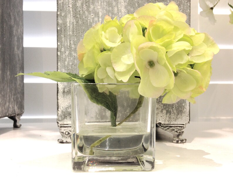 Green Hydrangea Centerpiece: Faux Water Floral Arrangement - Etsy