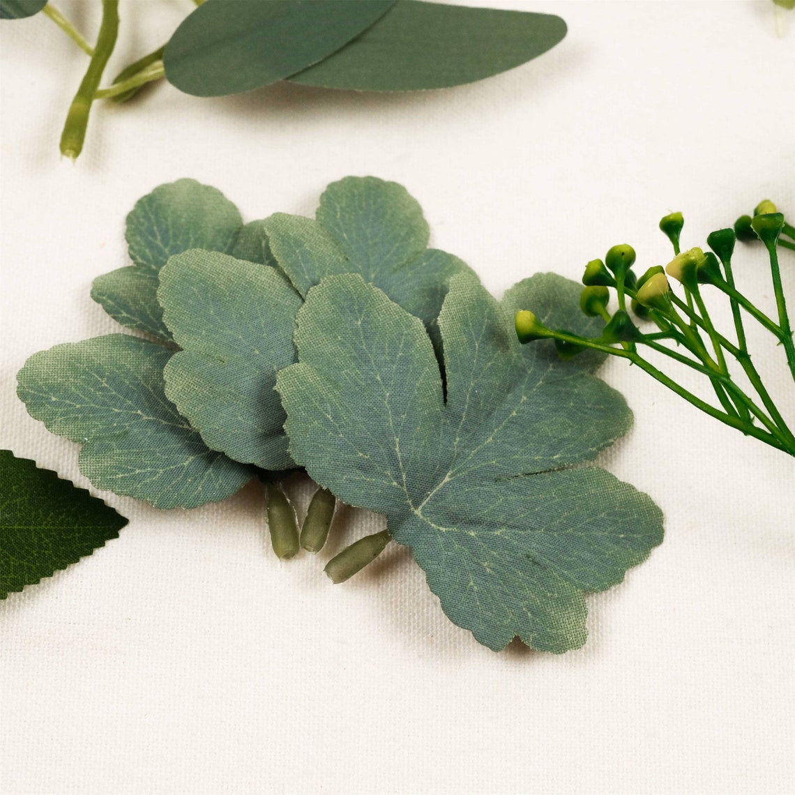 36PCS Artificial Silk Green Leaf Greenery Combo Set Loose Fern Box Wood ...