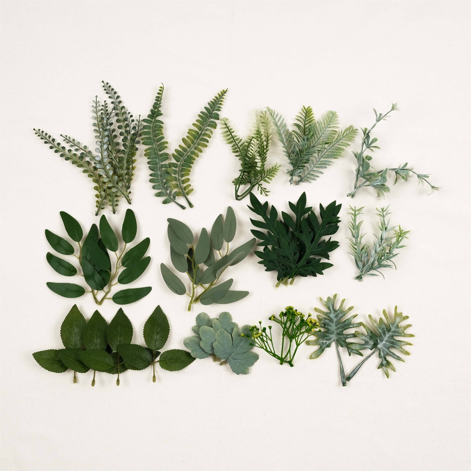 36PCS Artificial Silk Green Leaf Greenery Combo Set Loose Fern Box Wood ...