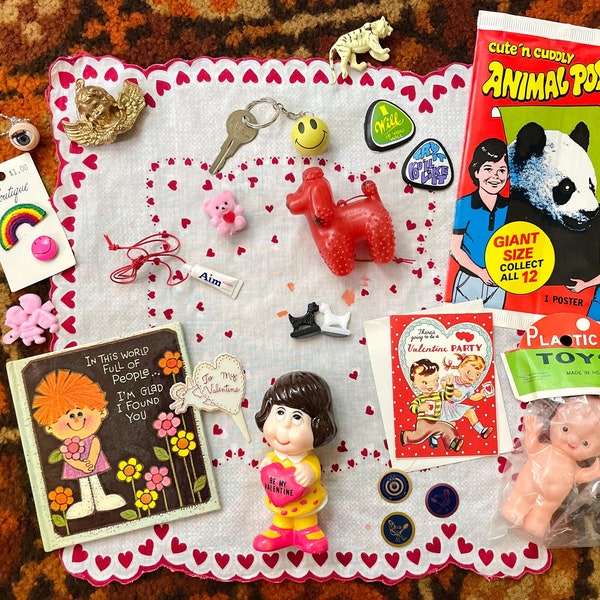Kitsch Gifts - 60+ Gift Ideas for 2025