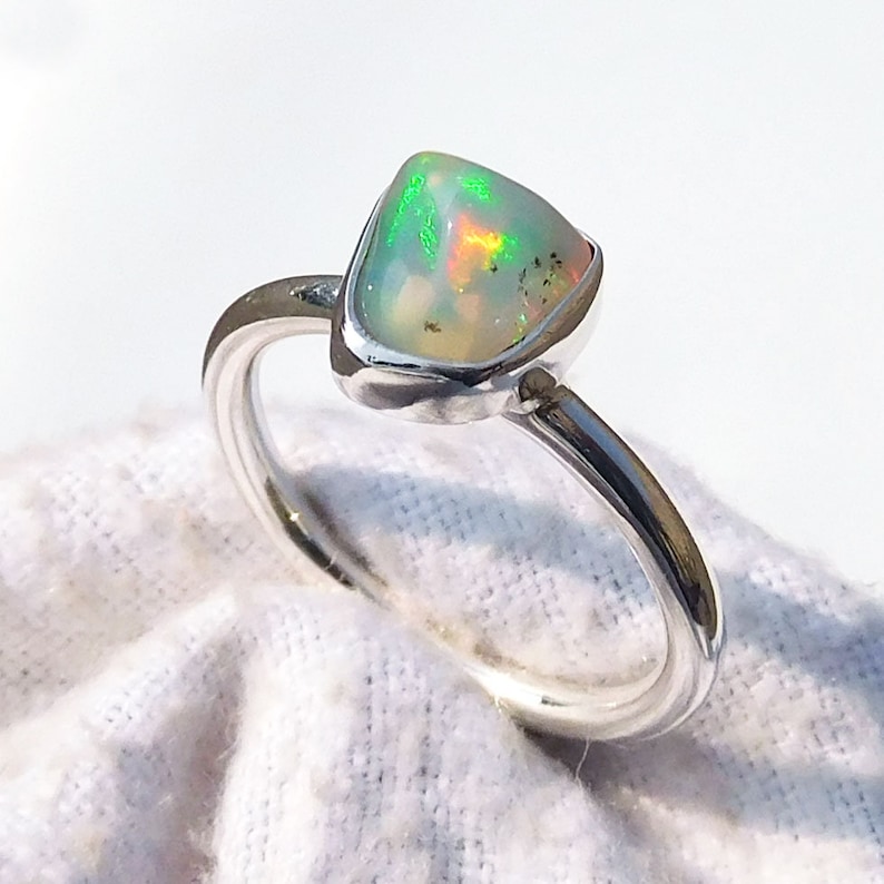 Opal Ring Welo Opal Ring Welo Crystal Opal Ethiopian opal | Etsy
