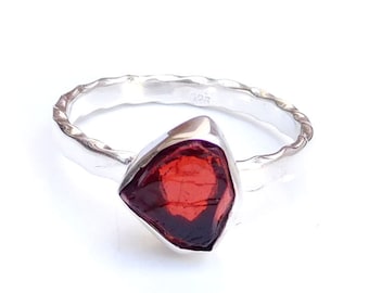 Garnet ring | Etsy