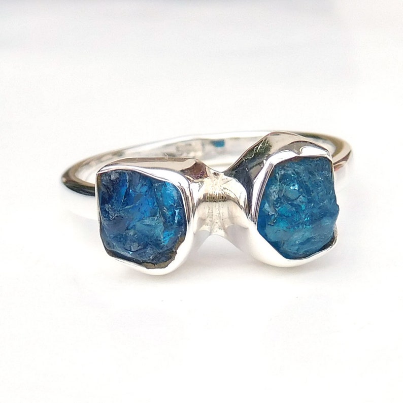 Raw Apatite Ring Neon Blue Apatite Ring Blue Apatite Ring - Etsy