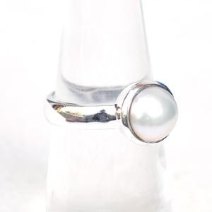 Handmade Sterling Silver Pearl Ring: Bezel Set Statement Ring - Etsy