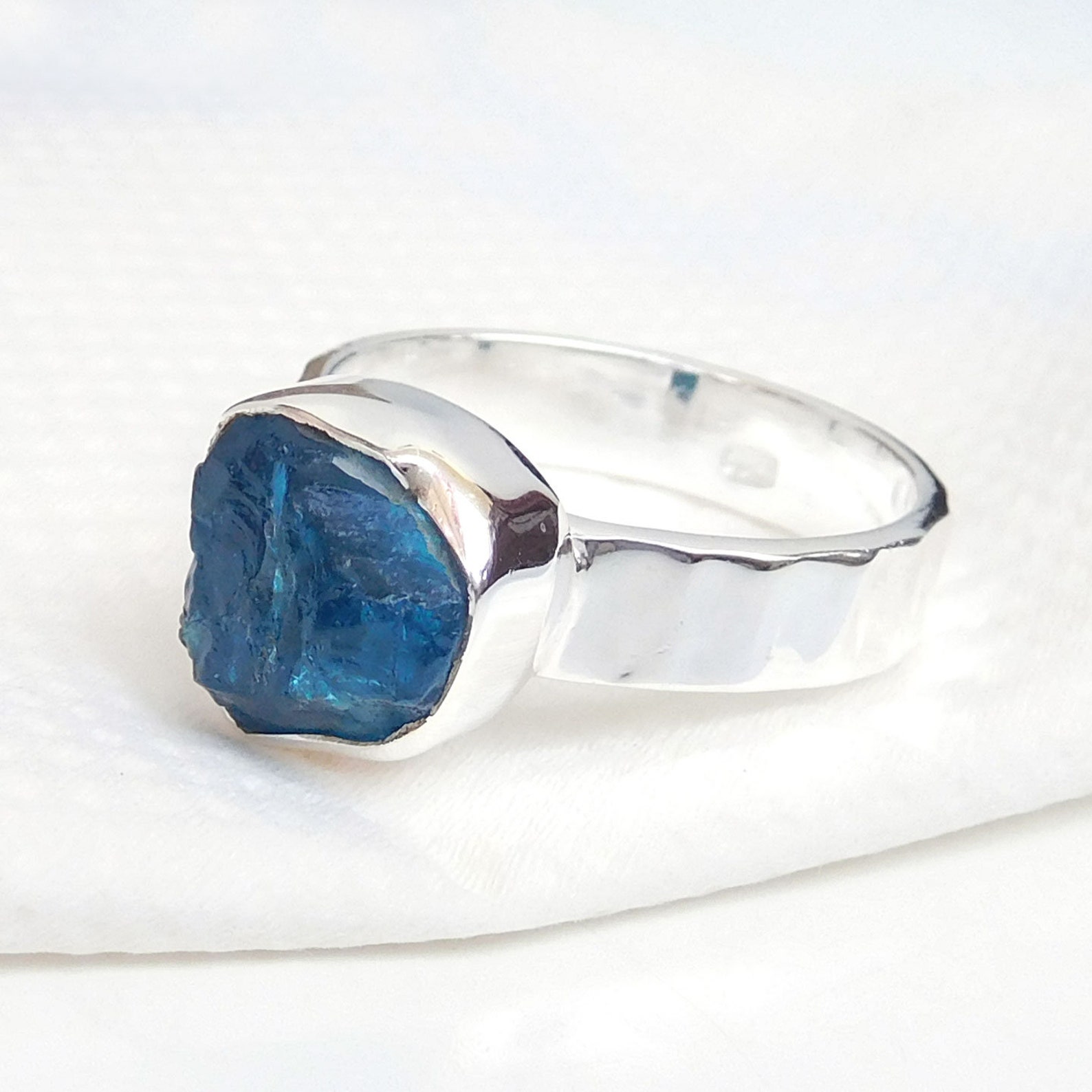 Raw Neon Blue Apatite Ring, Sterling Silver Crystal Gemstone Jewelry - Etsy