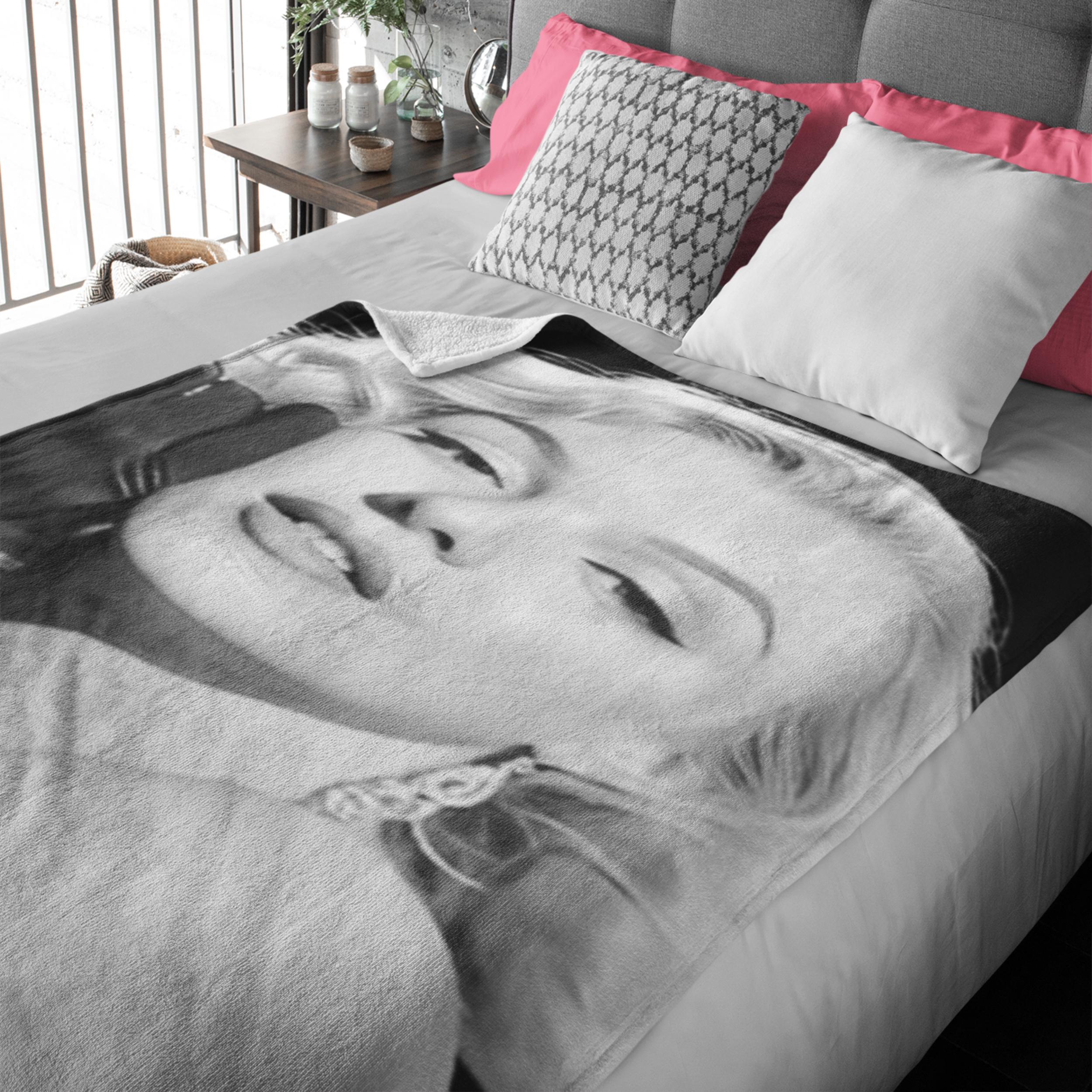 Marilyn Monroe Iconic Plush Fleece Blanket in Unique Hollywood Glamour Style - Etsy