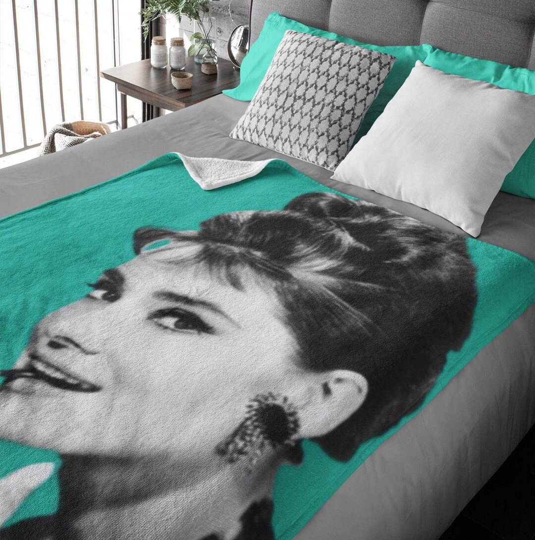 Audrey Hepburn Plush Blanket Unique Design, Breakfast at Tiffany's ...