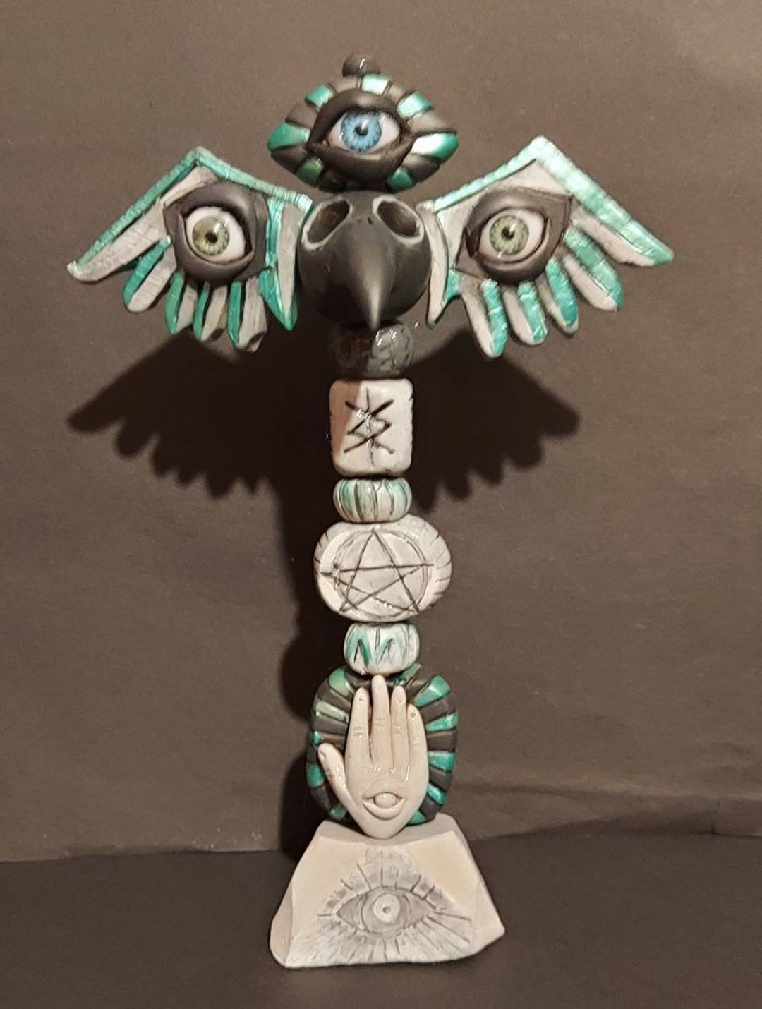 Altar Totem-pole - Etsy
