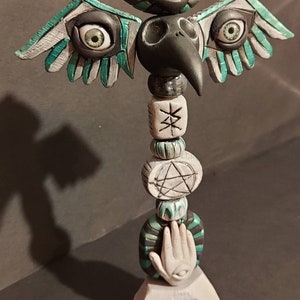 Altar Totem-pole - Etsy