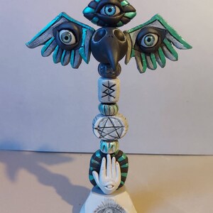 Altar Totem-pole - Etsy