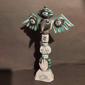 Altar Totem-pole - Etsy