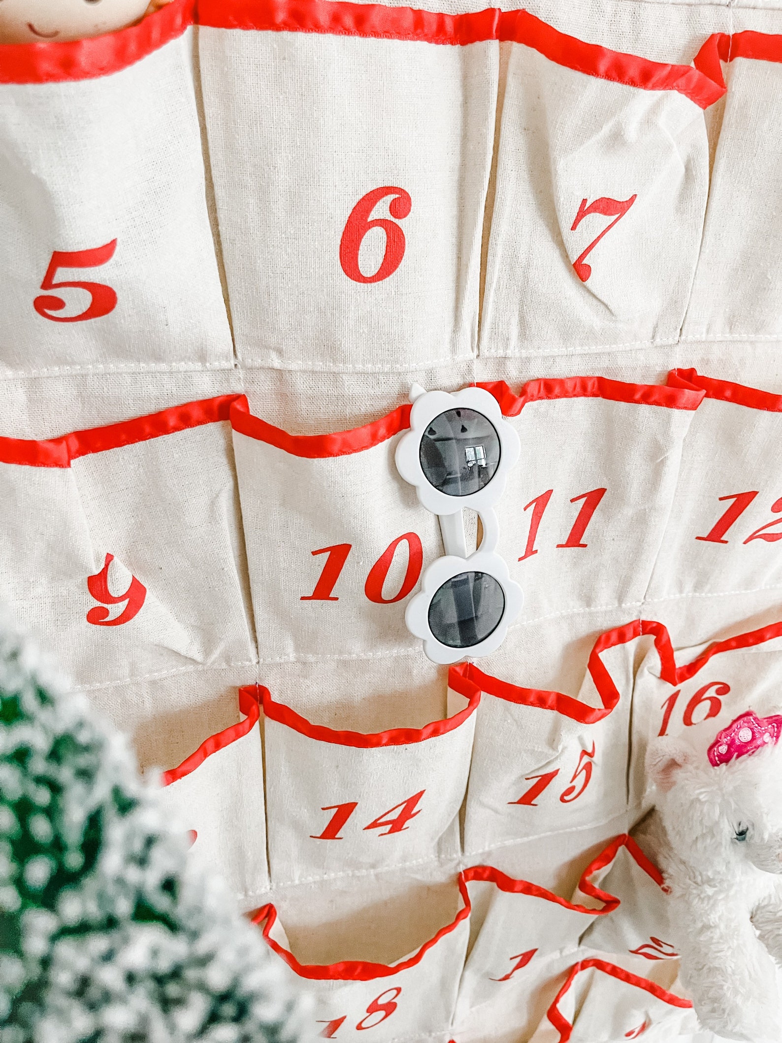Custom Embroidered Wall Fabric Canvas Hanging Advent Calendar - Etsy