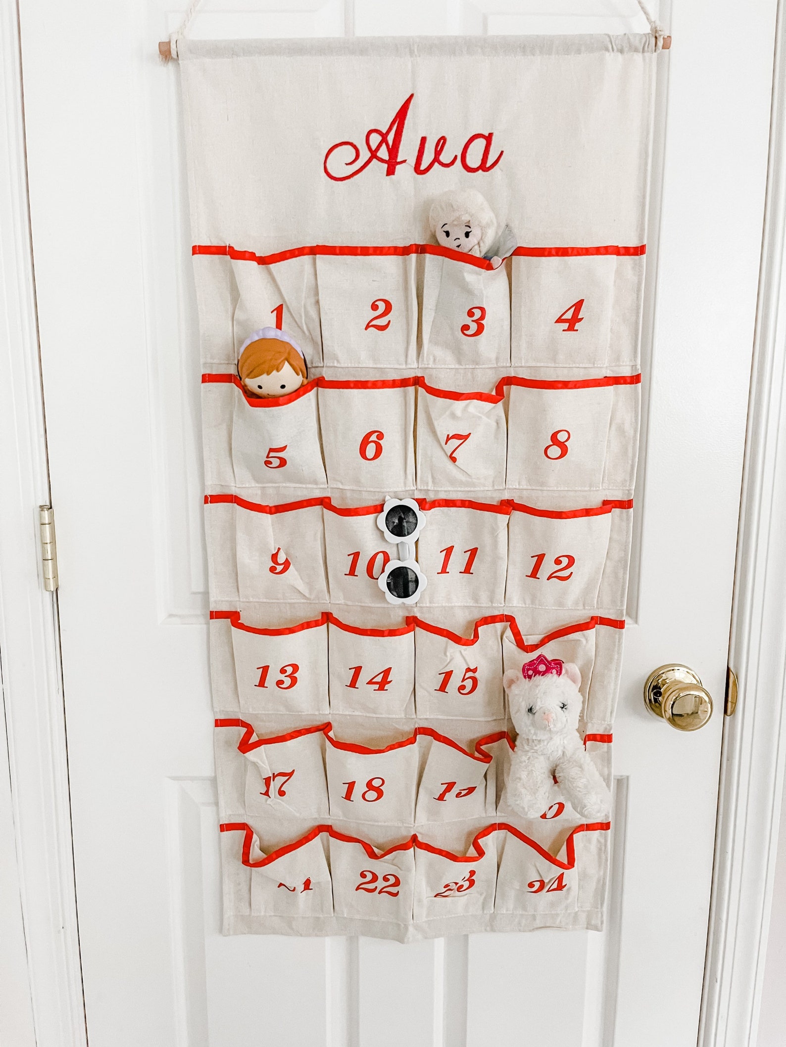 Custom Embroidered Wall Fabric Canvas Hanging Advent Calendar - Etsy