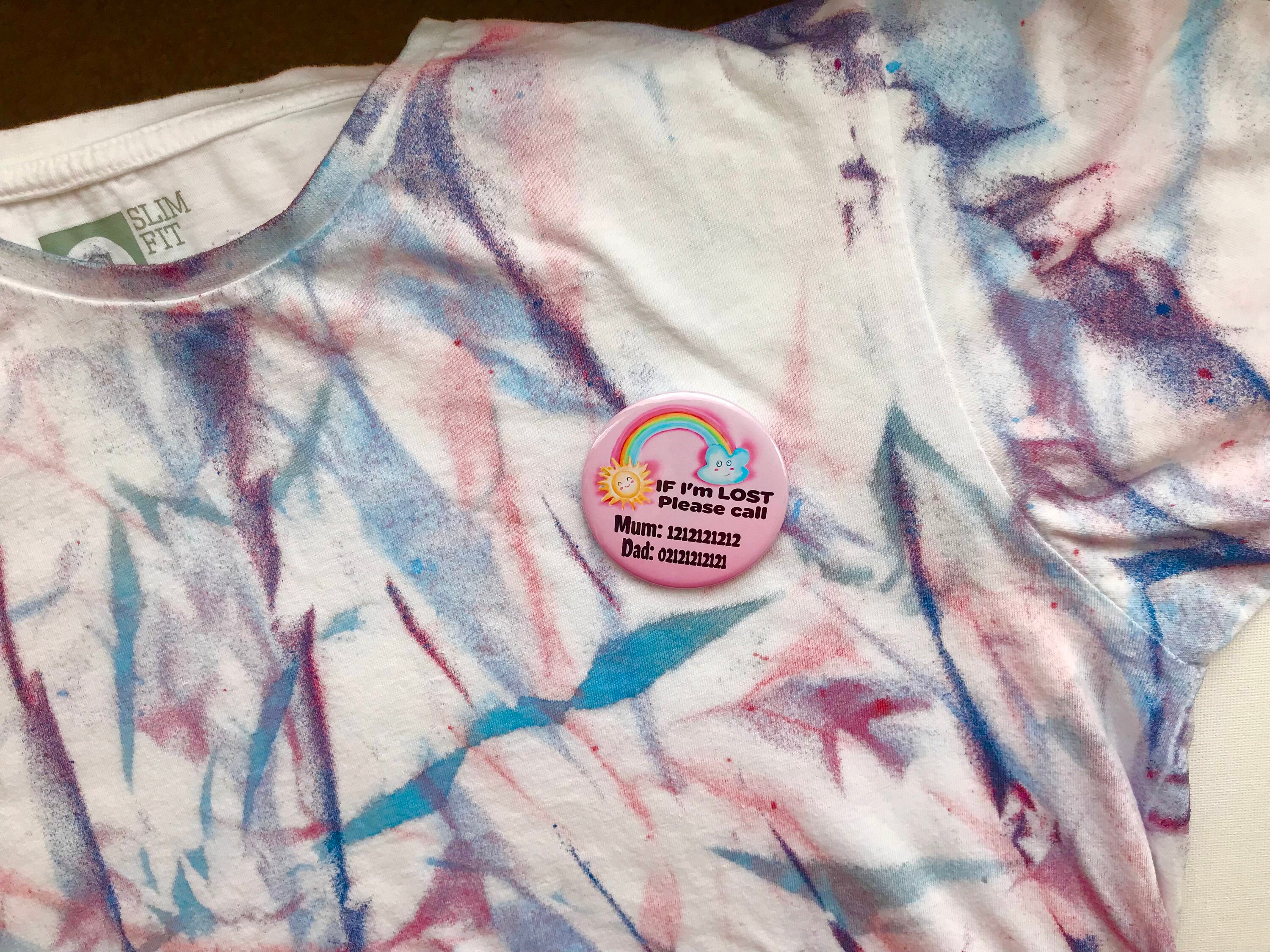 I Am Lost Badges for Children Pin Badges With a Child Safety - Etsy