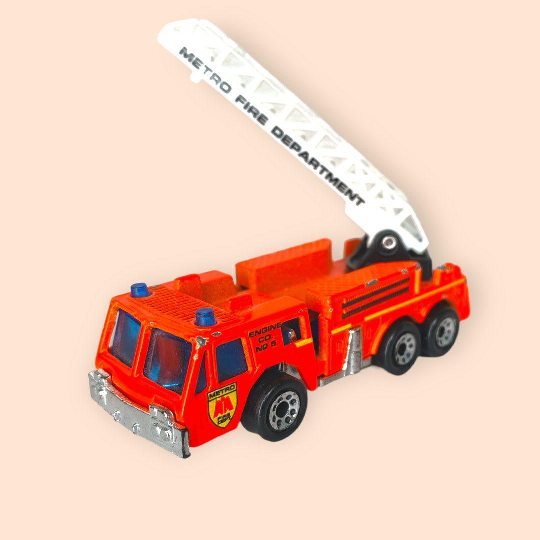 Vintage 1982 Matchbox Fire Engine, Vintage 1982 Matchbox Oshkosh ...