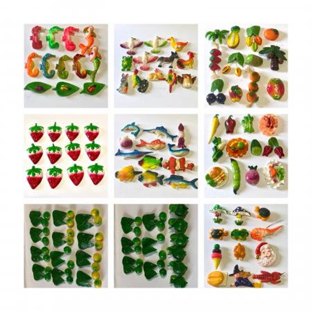 Set of 12 Peruvian Magnets for Refrigerators, Lockers, Metallic ...