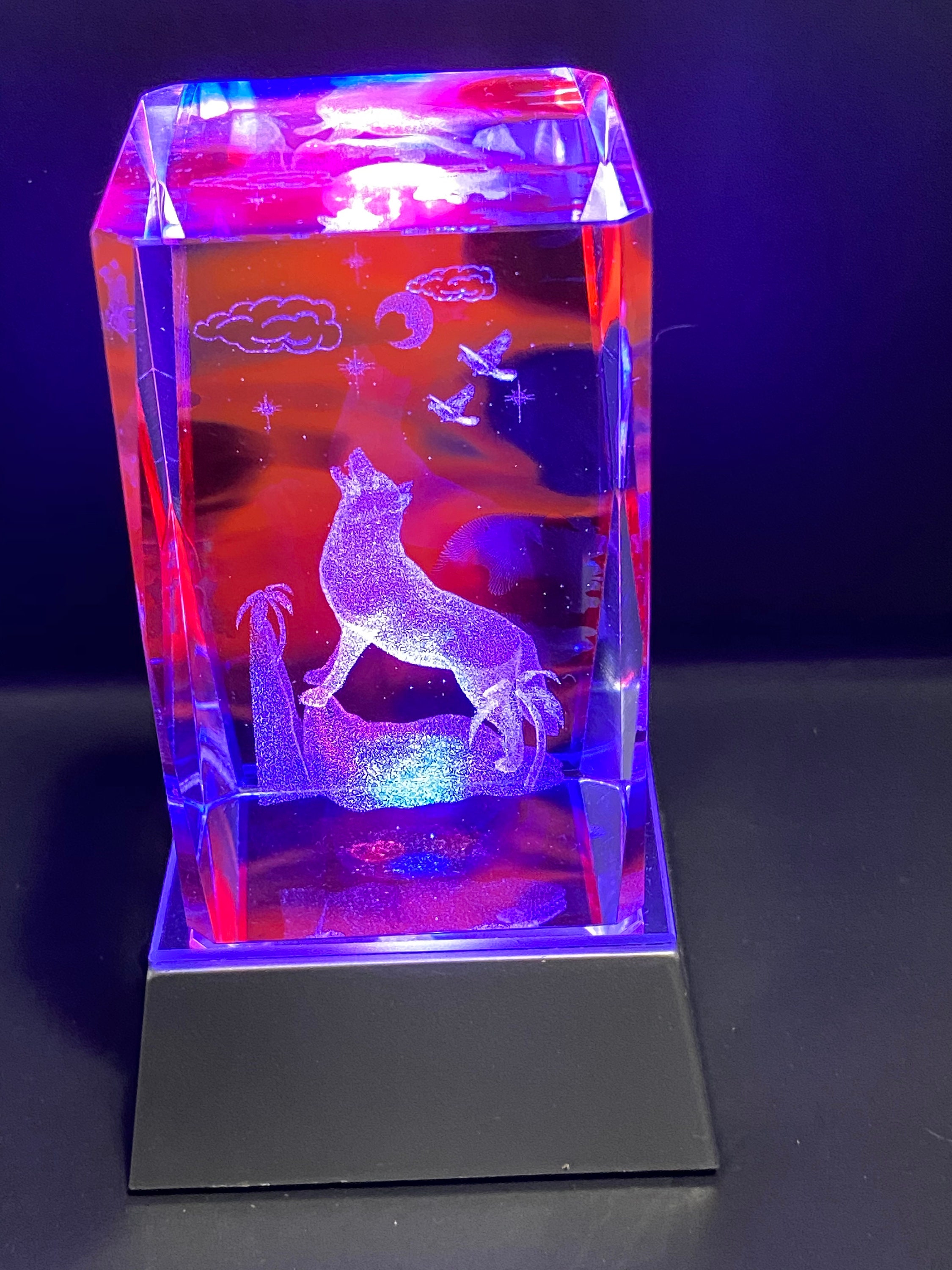 Howling Wolf Laser Etched 3D Crystals. Size: - Etsy