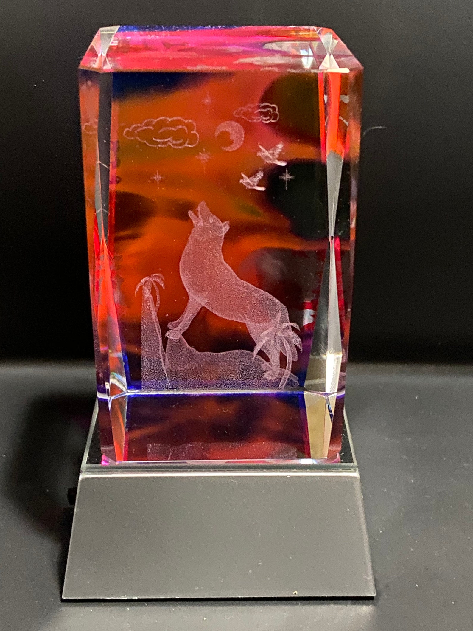 Howling Wolf Laser Etched 3D Crystals. Size: | Etsy