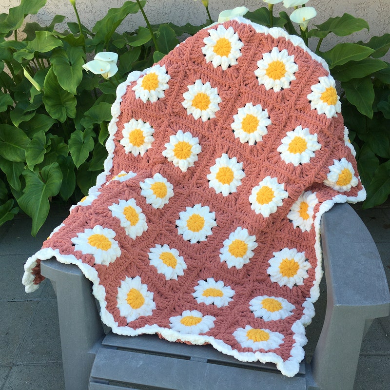 Daisy Afghan - Etsy