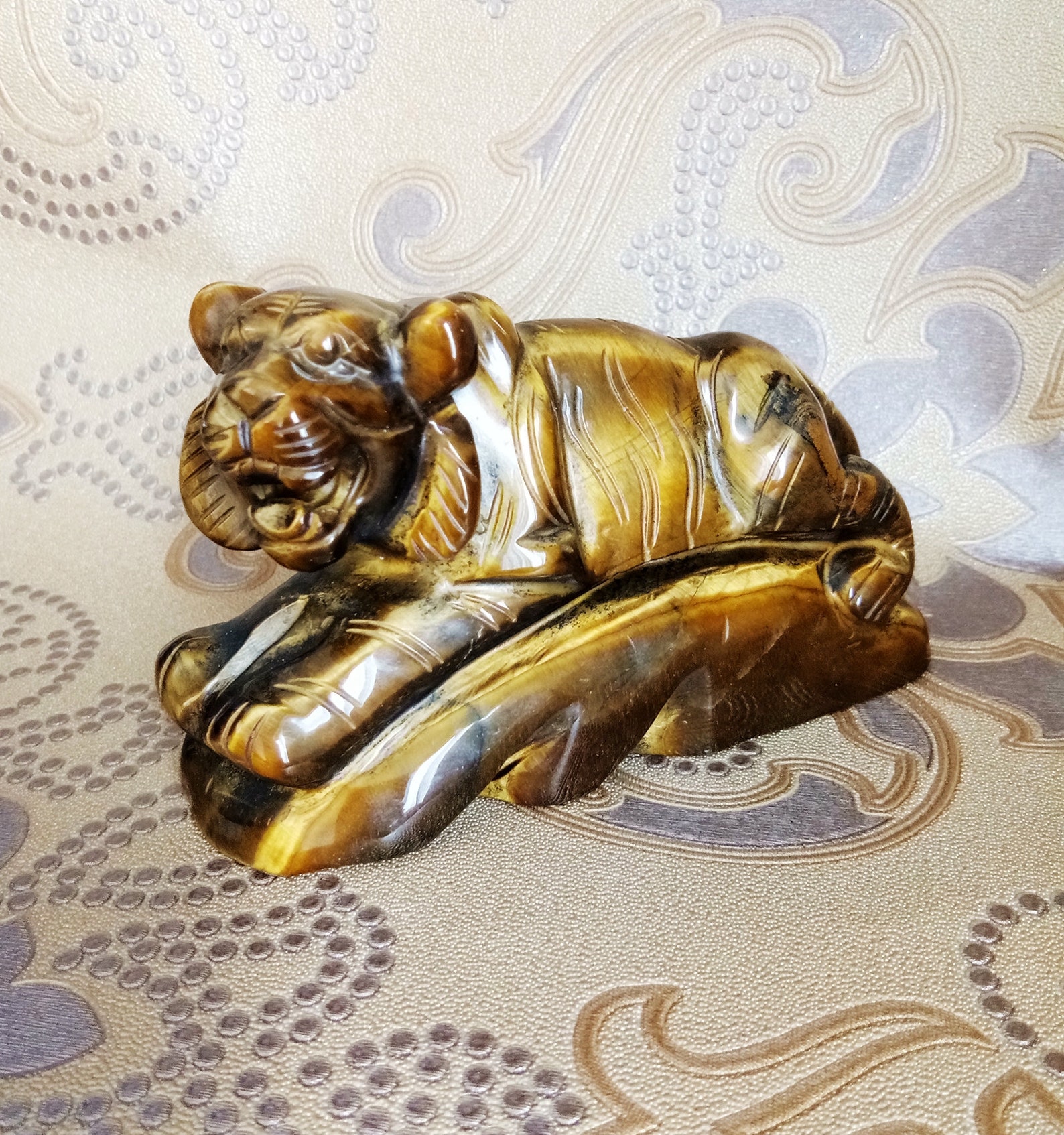 Natural Chatoyant Tiger Eyes Gems Statue. Carved With a - Etsy