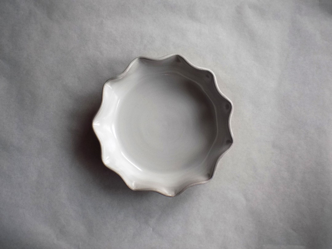 Ceramic Pie Plate | Modern Rustic Bakeware / Stoneware | Farmhouse ...