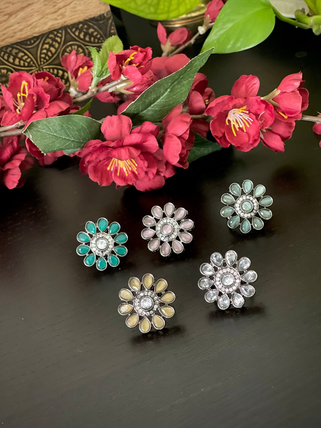 Simple Cute Oxidized Silver Adjustable Bird Finger Ring / Party Wear ...