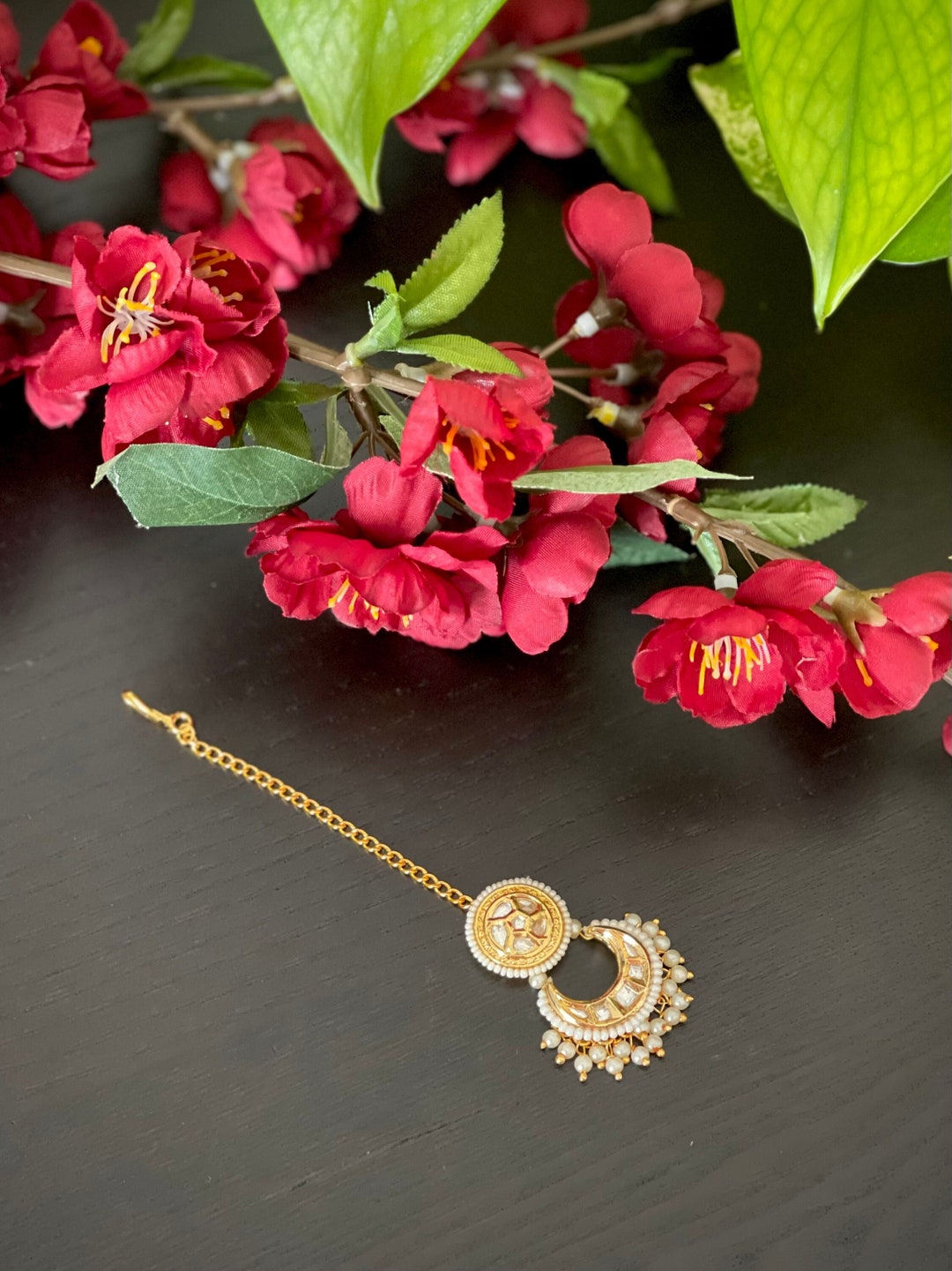 SIMPLE Chutti/ Gold Maang Tikka/ Forehead Jewelry / Kundan Pearl Tikka ...