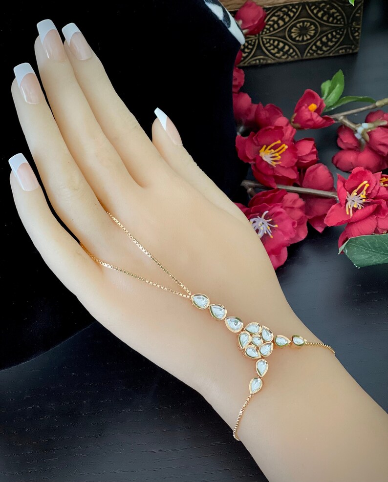 Single Bracelet/ Haathphool / Gold Finished Kundan Ring - Etsy