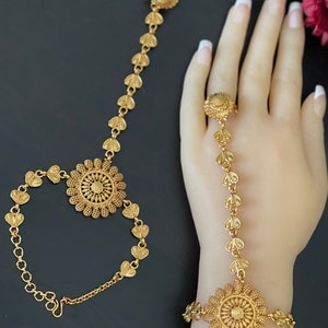 A Pair of Antique Gold Hathphool / Haathphool / Bracelet Ring Combo / Ring Bracelet/hand Harness ...