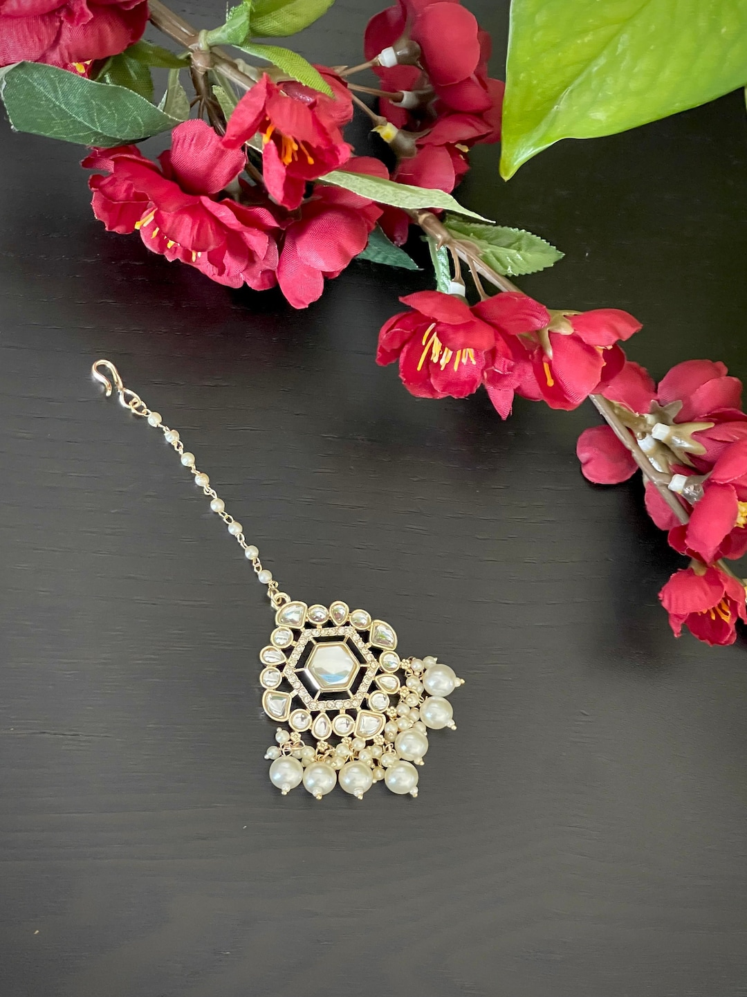 SIMPLE Chutti/ Gold Maang Tikka/ Forehead Jewelry / Kundan Pearl Tikka ...