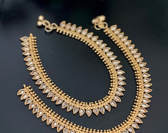 Simple Antique Gold Finished Womens Chain Anklets / Payal / Bridal ...