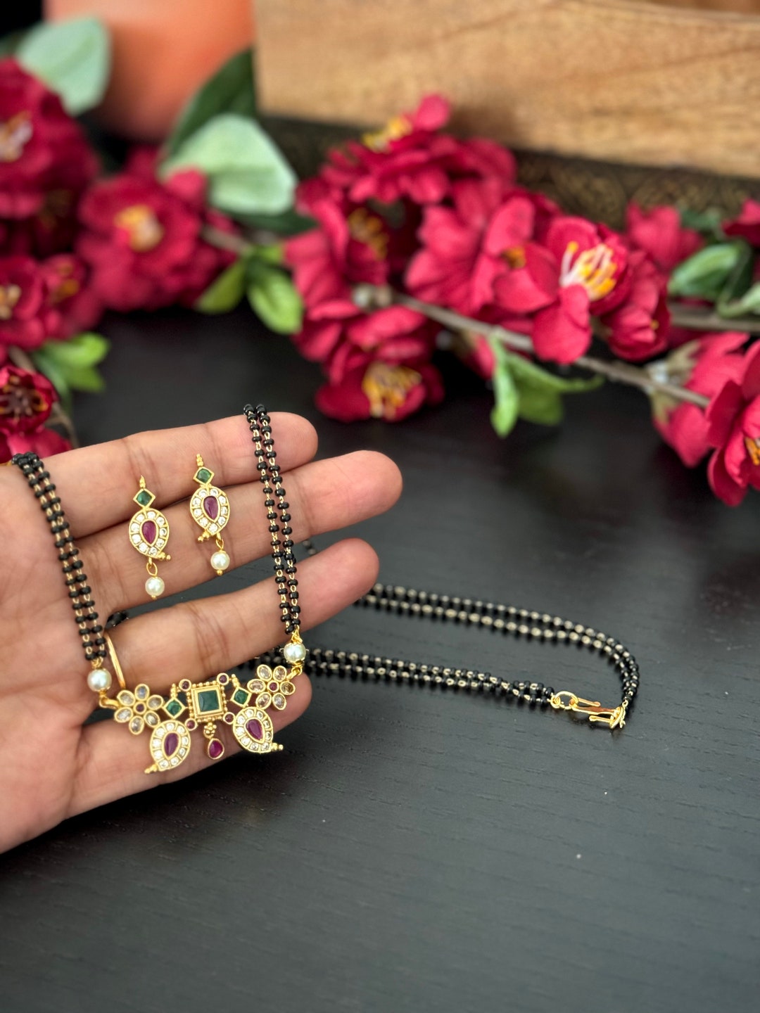 Simple Cute Antique Kemp Pendant Set / Mangalsutra Pendant Set / Black ...