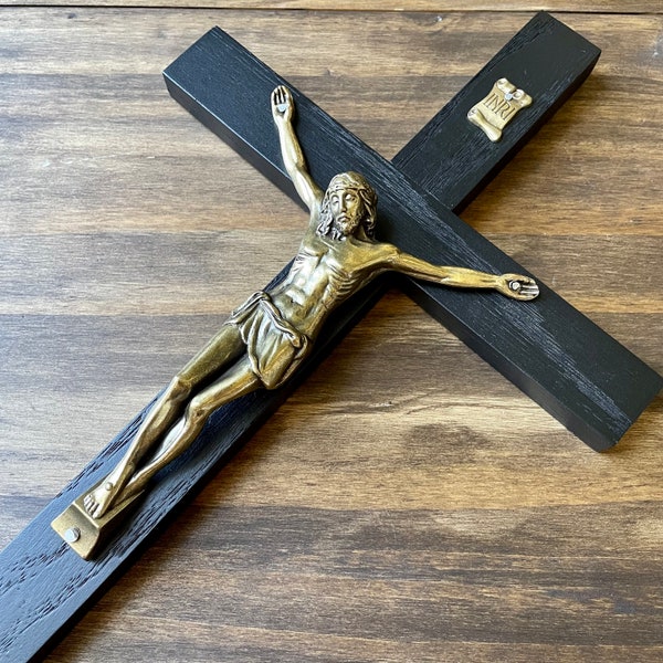 Black Crucifix - Etsy