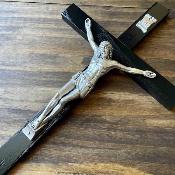 Realistic Crucifix - Etsy