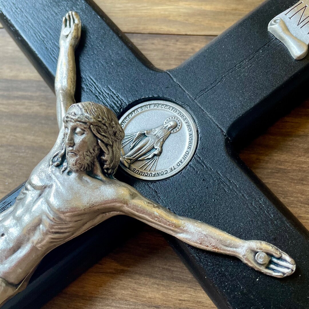 15" Miraculous Medal Black Red Oak Wood Wall Crucifix Decor Christ ...