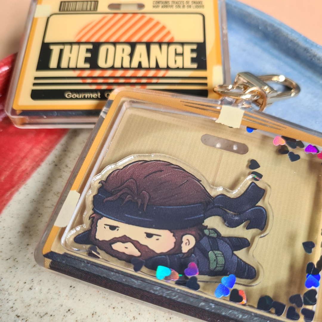 Solid Snake Cardboard Box Camouflage | MGS Acrylic Shaker Keychain - Etsy