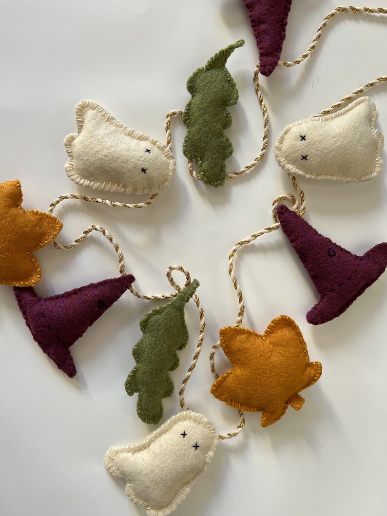 Spooky Garland Halloween Garland Fall Garland Ghost, Leaf, Witch Hat ...