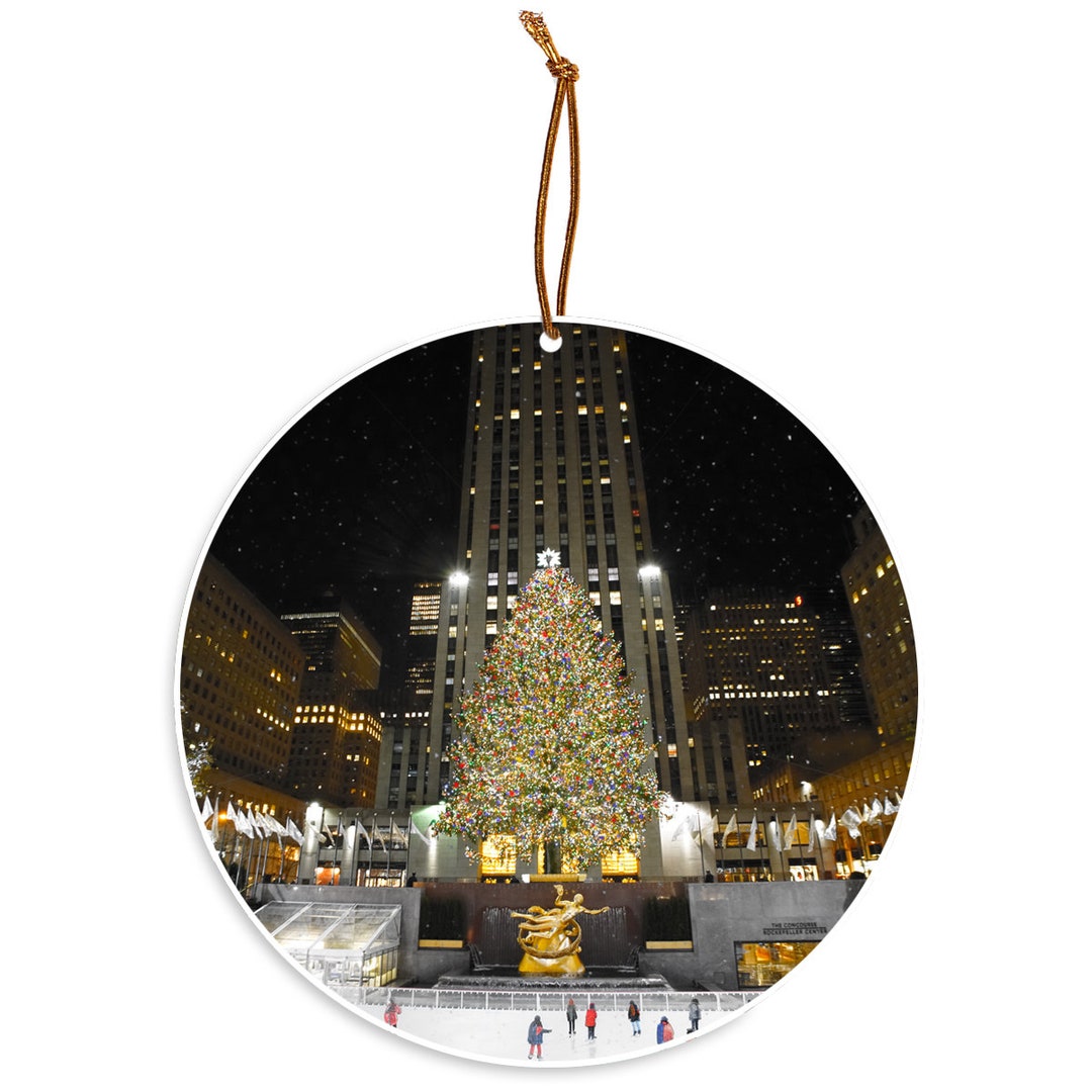 Christmas in New York Rockefeller Center Skaters Christmas Tree ...