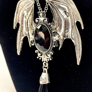 Large Gothic Bat Necklace Silver Pagan Wicca Witch Charm Pendant ...