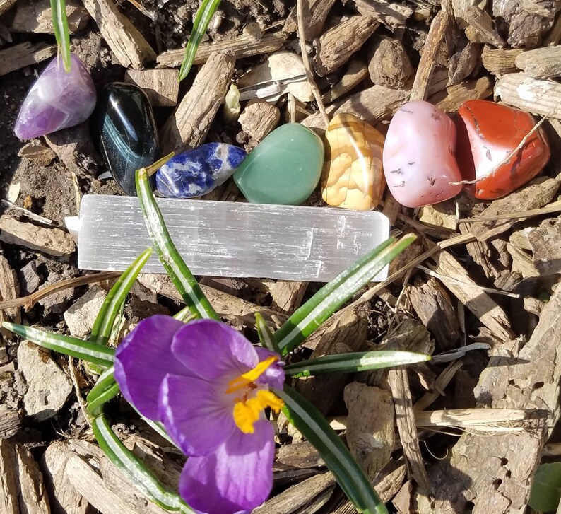 7pc Chakra Alignment Tumbled Crystal Set Selenite Charging - Etsy