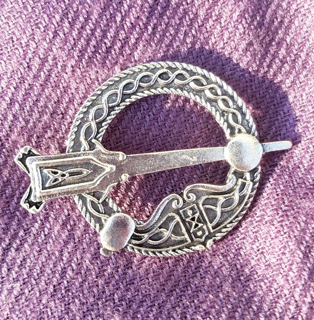 Brooch Pin Celtic Knot Pin Irish Shawl Cloak Pin Scarf LG Kilt Pewter ...