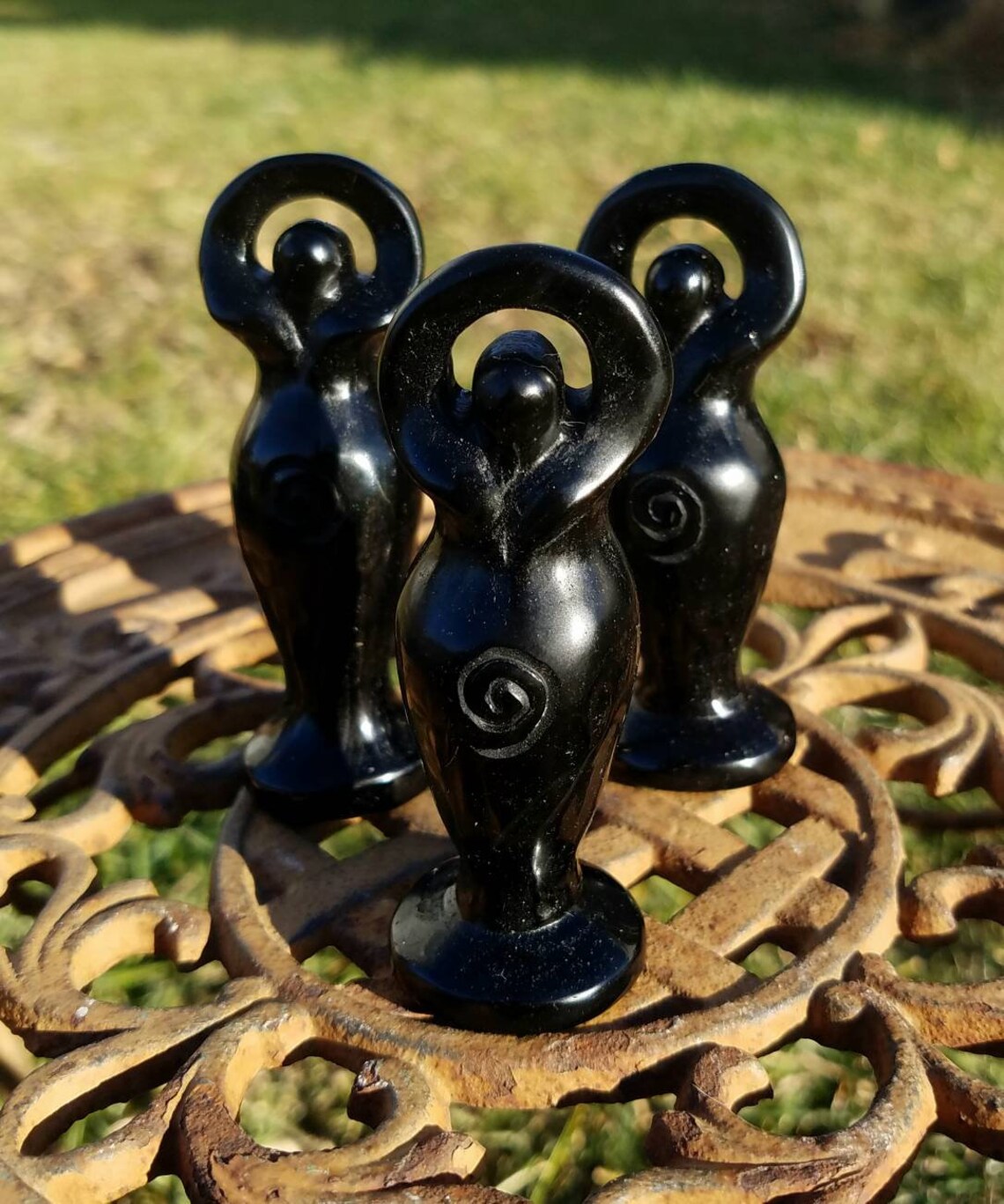 Black Obsidian Gaia Goddess Statue Figurine Crystal Hand - Etsy