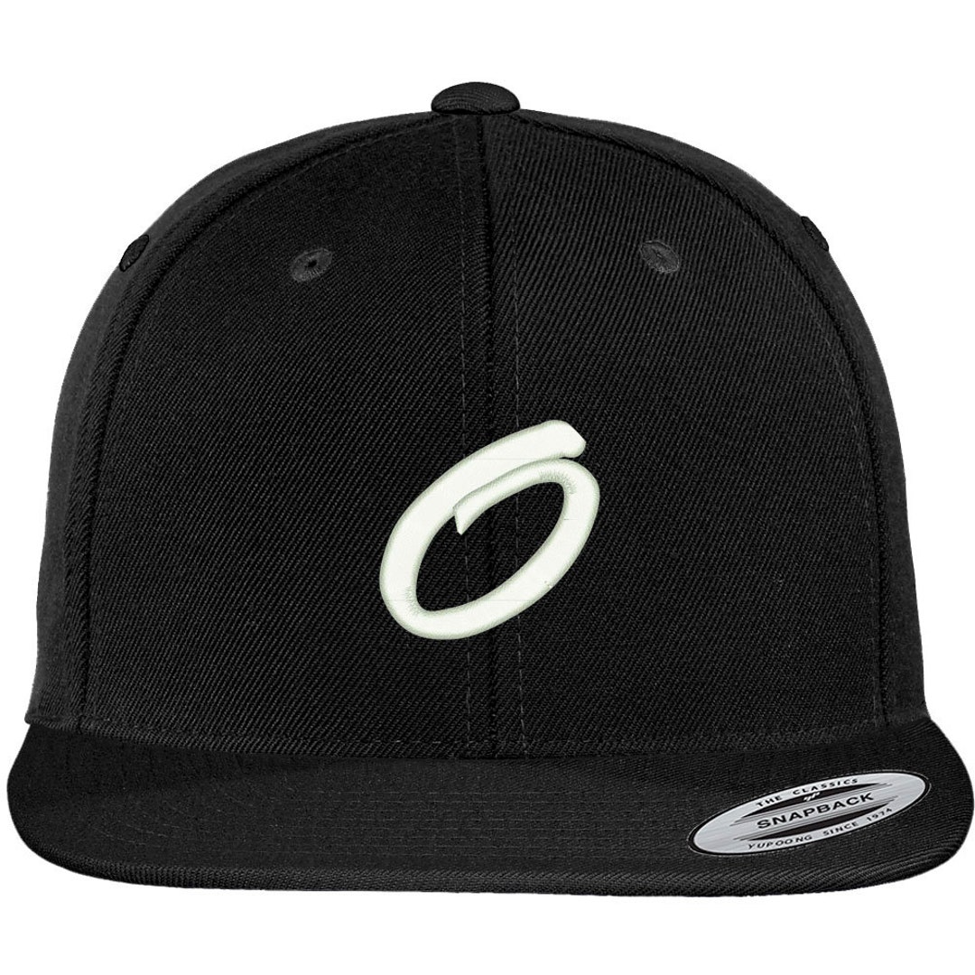 Stitchfy Letter O Brushed Script Embroidered Flat Bill Snapback ...