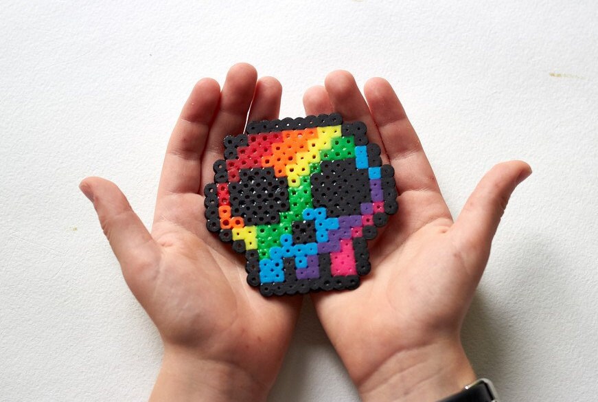 Hama beads rainbow skull keychain/ Hama beads rainbow skull | Etsy