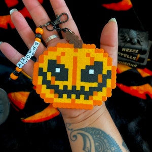 Halloween Jack-o-lantern Perler Beaded Keychain Bag Charm Spooky ...
