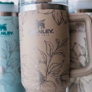 Stanley 40oz Tumbler | Custom Engraved With Magnolia Florals - Etsy